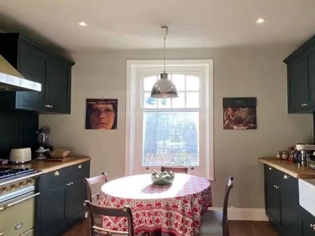 London, SW10 9PA, United Kingdom | 3 bed apartment for rent #121482065 | Rentberry