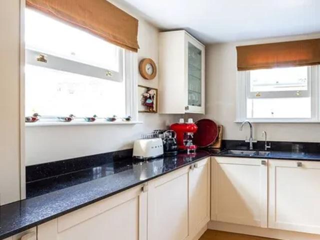 London, SW10 0QJ, United Kingdom | 3 bed house for rent #95669263 | Rentberry