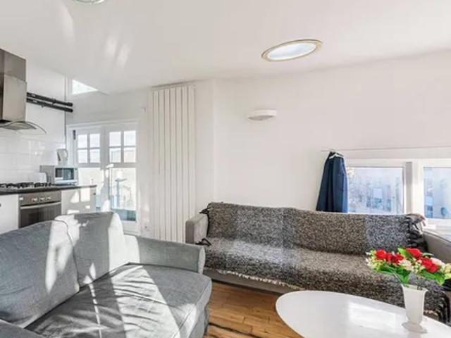 London, SW11 4PX, United Kingdom | 2 bed apartment for rent #164919202 | Rentberry