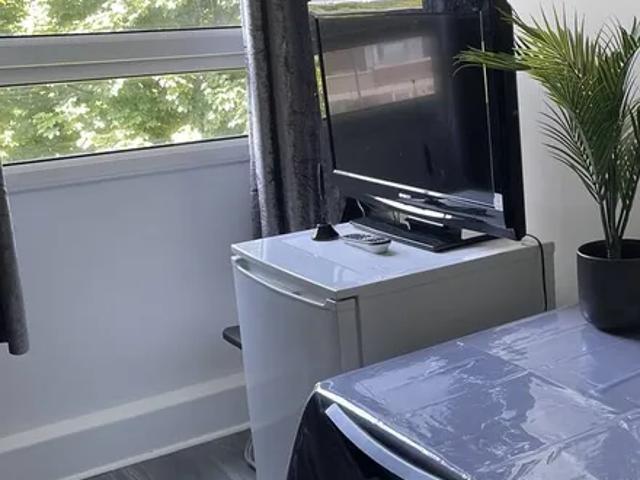 London, SW11 4QS, United Kingdom | 2 bed apartment for rent #101374478 | Rentberry