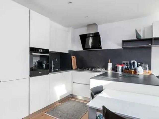 London, SW11 2BW, United Kingdom | 2 bed apartment for rent #96563340 | Rentberry