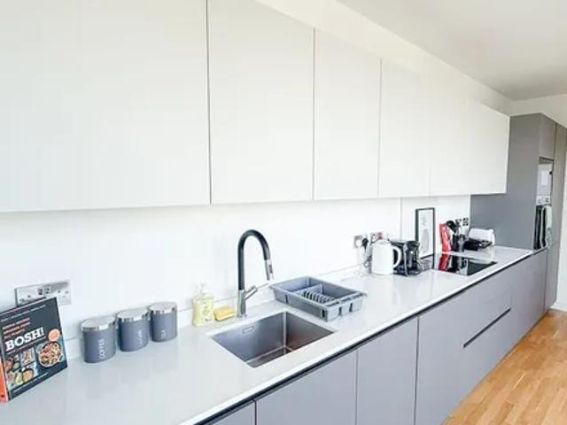 London, SW11 3QF, United Kingdom | 3 bed apartment for rent #150272532 | Rentberry