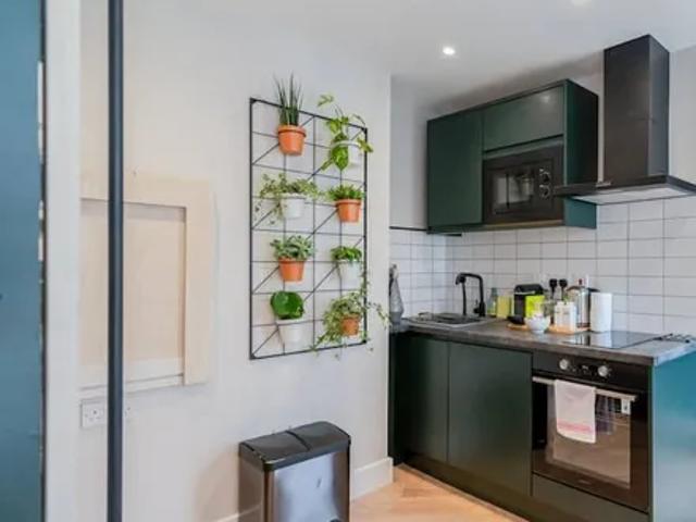 London, SW17 8AF, United Kingdom | 1 bed apartment for rent #165059809 | Rentberry