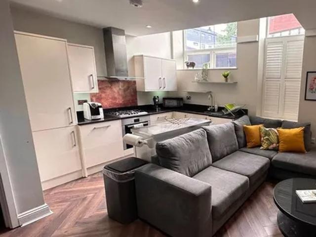 London, SW15 6AR, United Kingdom | 2 bed apartment for rent #104196614 | Rentberry