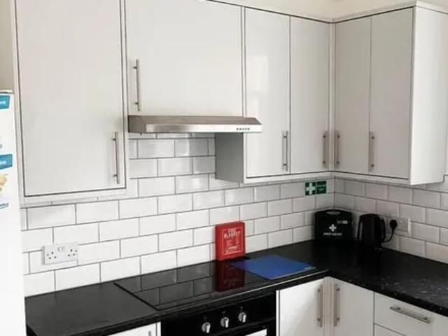 London, SW16 4HT, United Kingdom | 3 bed house for rent #97172679 | Rentberry