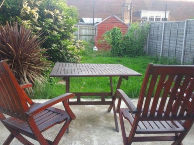 London SW16, Room to rent, £895 pcm | PrimeLocation