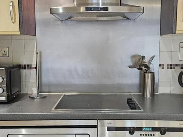 London, SW18 2BE, United Kingdom | 2 bed apartment for rent #147238079 | Rentberry