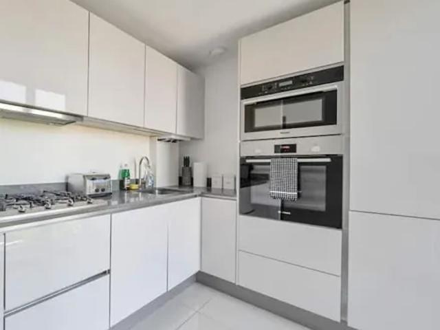 London, SW19 4HD, United Kingdom | 3 bed apartment for rent #147753454 | Rentberry