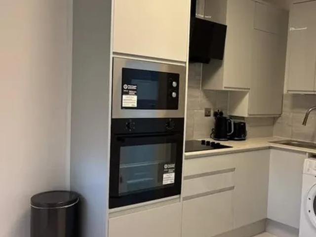 London, SW19 6PT, United Kingdom | 2 bed house for rent #160537779 | Rentberry