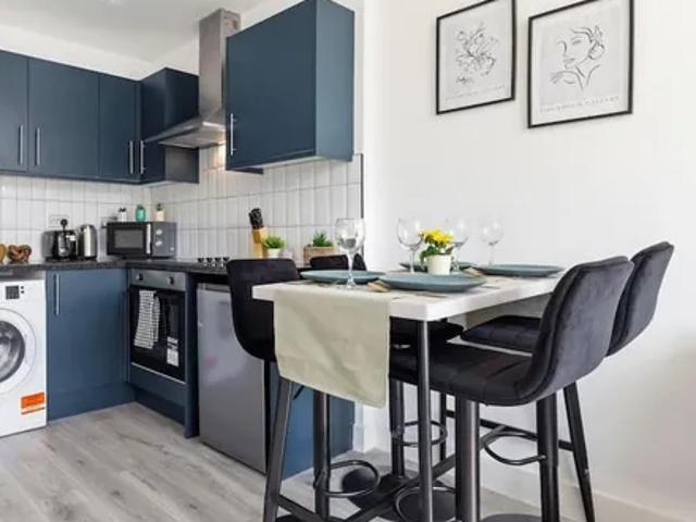 London, SW19 8AB, United Kingdom | 1 bed apartment for rent #167059190 | Rentberry