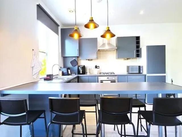 London, SW19 1AX, United Kingdom | 2 bed apartment for rent #164489780 | Rentberry