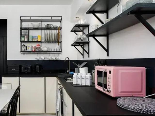 London, SW1V 4BN, United Kingdom | 3 bed apartment for rent #165947836 | Rentberry