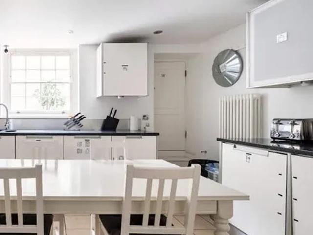 London, SW1V 1ER, United Kingdom | 6 bed townhouse for rent #147432749 | Rentberry