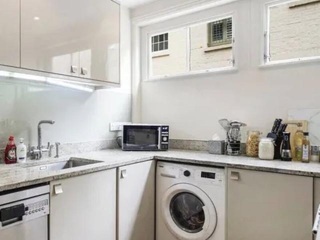 London, SW1V 1QN, United Kingdom | 4 bed house for rent #165063709 | Rentberry