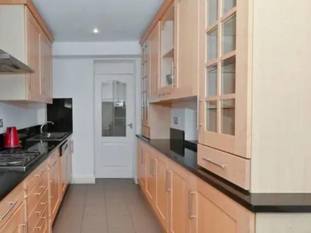 London, SW1X 0JL, United Kingdom | 3 bed apartment for rent #150260858 | Rentberry