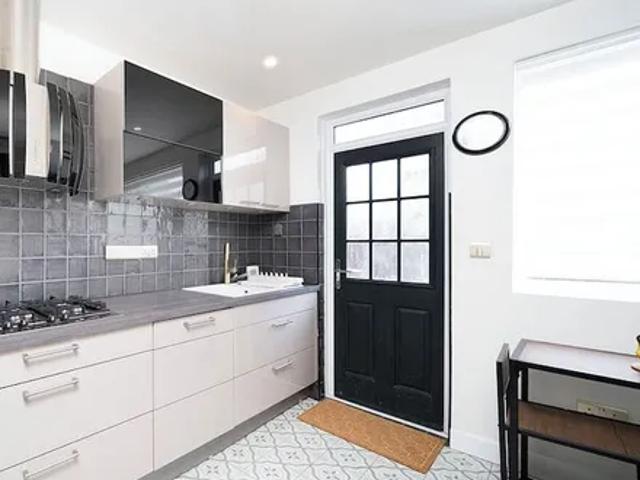London, SW20 9JT, United Kingdom | 2 bed apartment for rent #160324144 | Rentberry