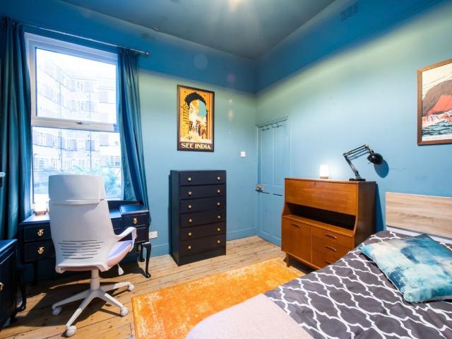London SW2, Room to rent, £1,051 pcm | PrimeLocation