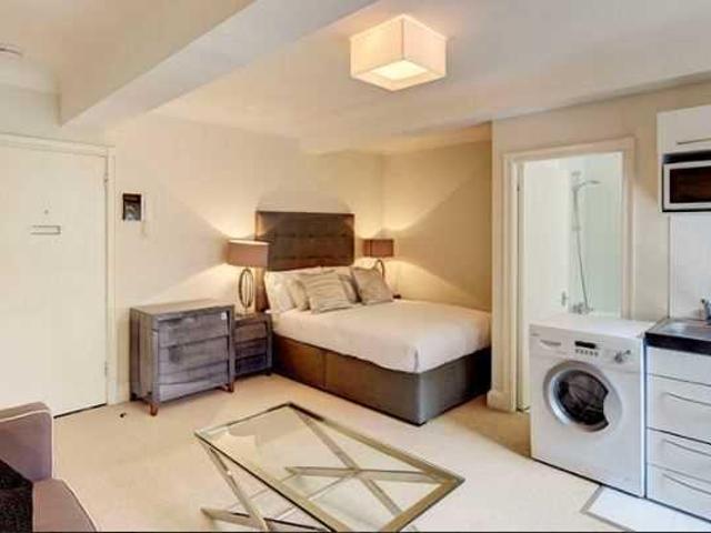 London SW3 Studio to rent £2,167 pcm £500 pw