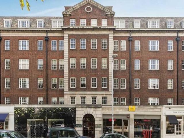 London SW3 Studio to rent £2,275 pcm £525 pw