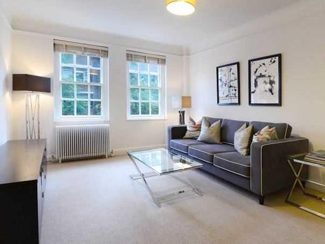 London SW3 2 bed apartment to rent £4,160 pcm £960 pw