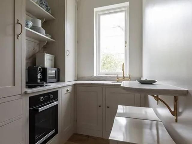 London, SW3 2AA, United Kingdom | 2 bed townhouse for rent #160259970 | Rentberry