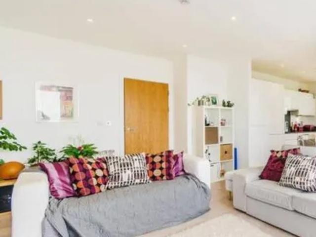 London, Preston, ENGLAND, GB | Room for rent #153216305 | Rentberry
