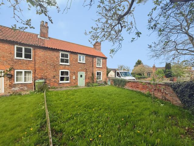 London Row, Newark NG23, 4 bed terraced house to rent, £1,150 pcm | PrimeLocation