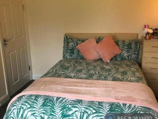 London Road 4 bed house share to rent £2,120 pcm £489 pw