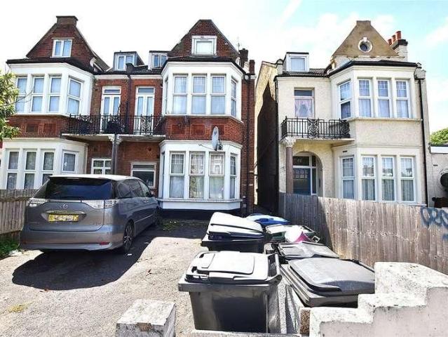 London Road, Thornton Heath, CR7