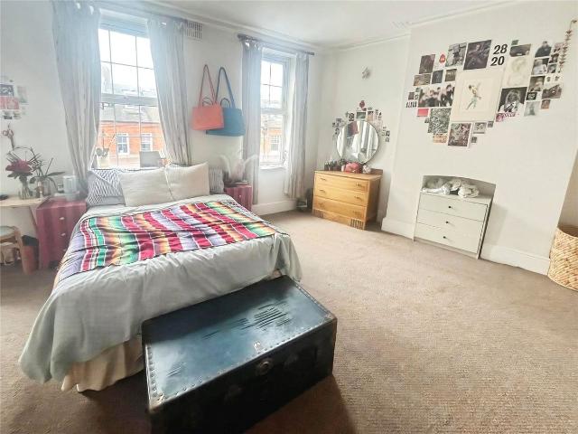 London Road, Twickenham TW1, 5 bed flat to rent, £3,500 pcm | PrimeLocation