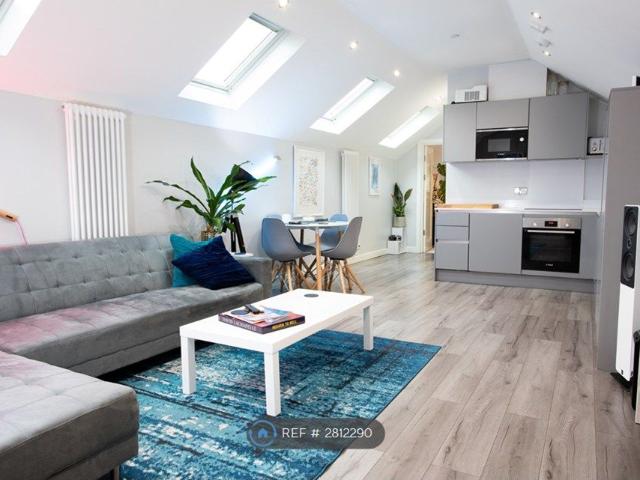 London Road, Tunbridge Wells TN4, 2 bed flat to rent, £1,650 pcm | PrimeLocation