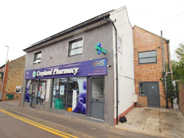 London Road, Wellingborough, Northamptonshire NN29, 1 bed flat to rent, £800 pcm | PrimeLocation