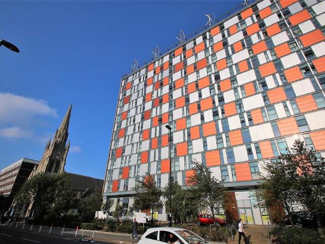 London Road, West Croydon 2 bed apartment to rent £1,575 pcm £363 pw