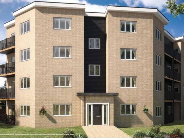 London Road, West Thurrock RM20, 2 bed flat to rent, £1,500 pcm | PrimeLocation