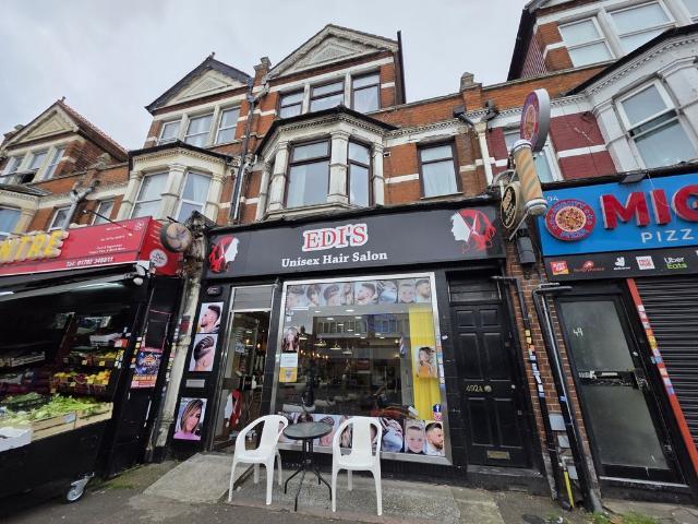 London Road, Westcliff On Sea SS0, 2 bed flat to rent, £950 pcm | PrimeLocation
