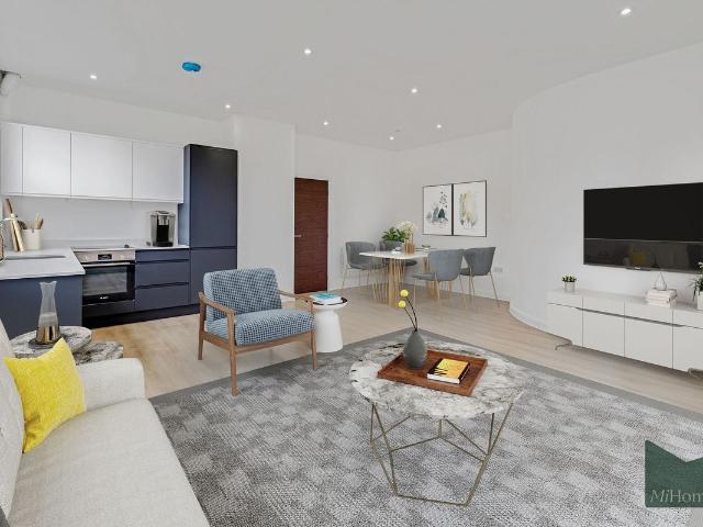 London Road, Aquila House RH1, 1 bed flat to rent, £1,350 pcm | PrimeLocation
