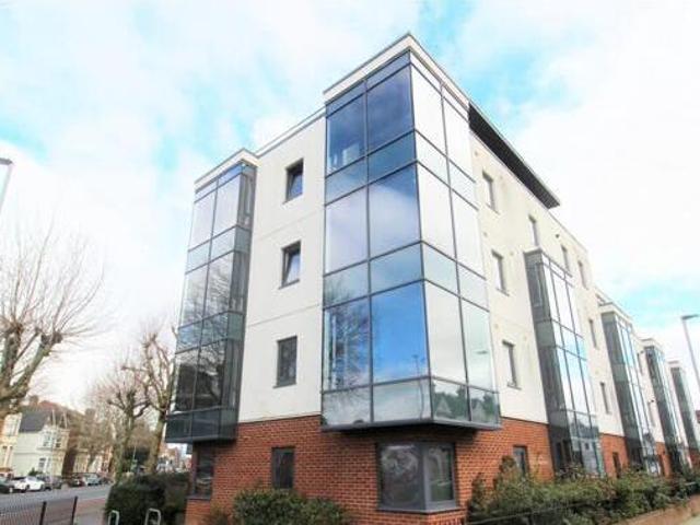 London Road, Arabella Court, North End, 1 Bedroom Flat