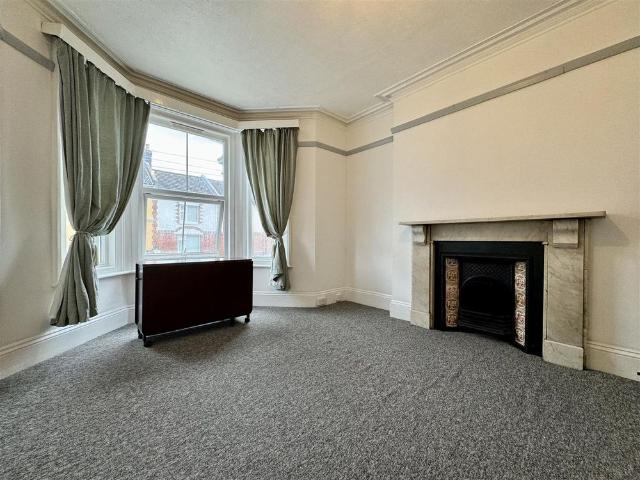 London Road, Bexhill On Sea, TN39 3LE