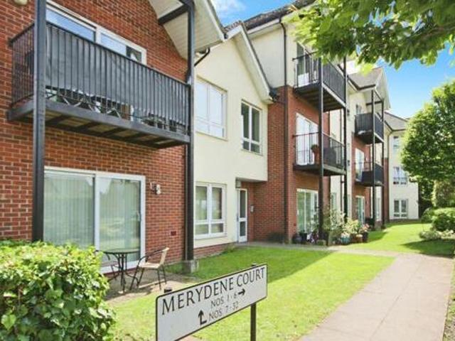 London Road, Binfield, 2 Bedroom Apartment