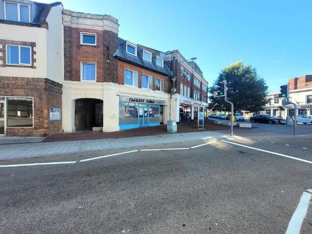 London Road, Bognor Regis, PO21 2 bed flat to rent £1,150 pcm £265 pw