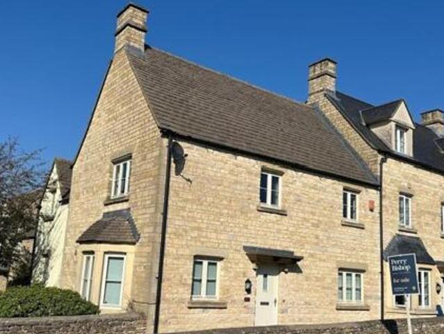 London Road, Blackberry Walk, Cirencester, 4 Bedroom End