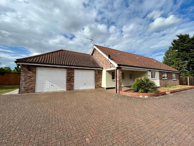 London Road, BRANDON 5 bed detached villa to rent £2,700 pcm £623 pw