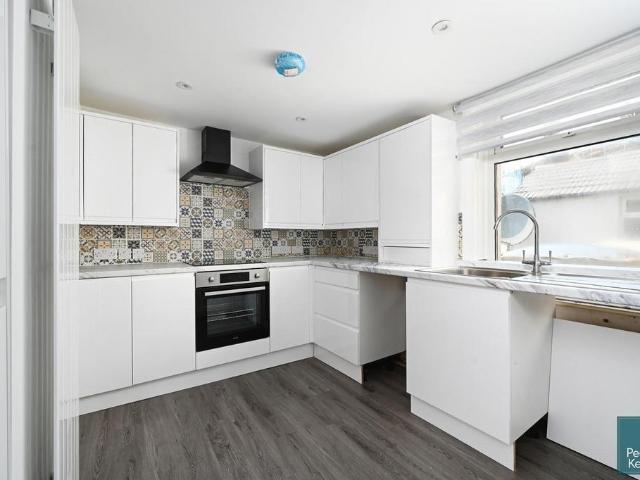 London Road, Brighton 3 bed apartment to rent £1,795 pcm £414 pw