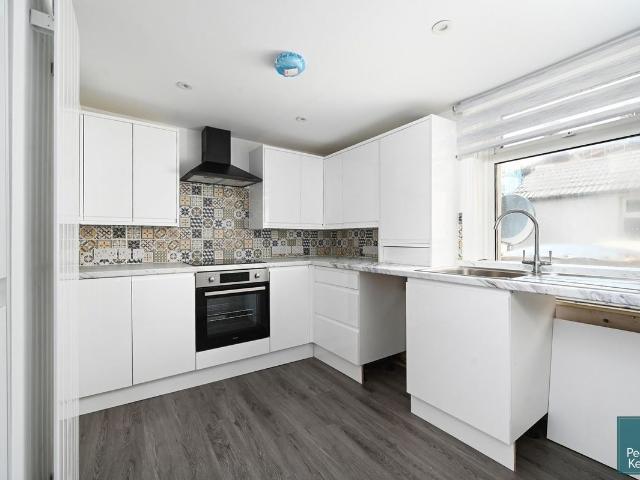 London Road, Brighton BN1, 3 bed flat to rent, £1,850 pcm | PrimeLocation