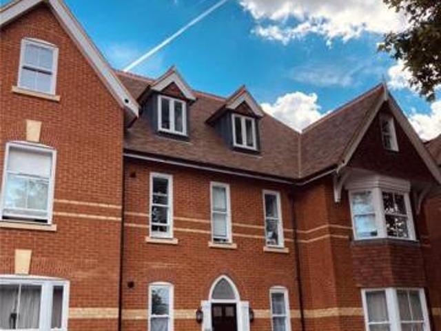 London Road, Canterbury, 2 Bedroom Apartment