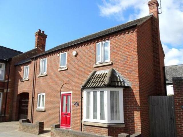 London Road, Chatteris, 3 Bedroom Link