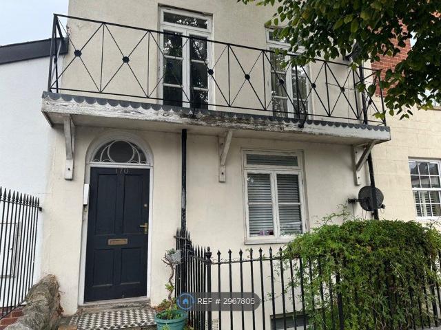 London Road, Cheltenham GL52, 1 bed flat to rent, £750 pcm | PrimeLocation