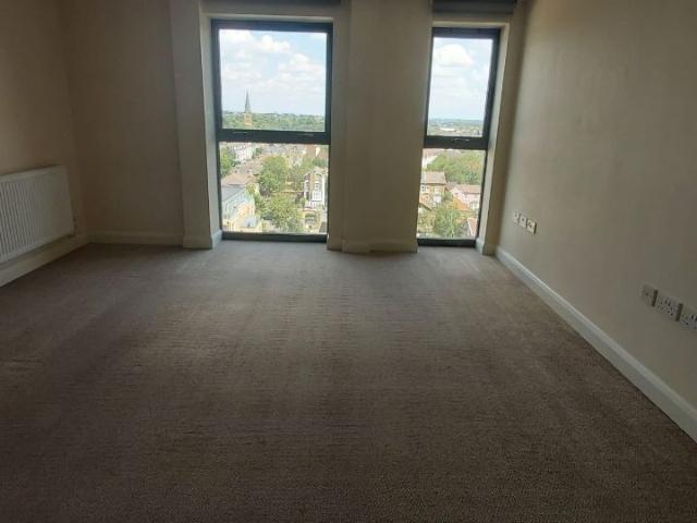 London Road, Croydon CR0, 1 bed flat to rent, £1,300 pcm | PrimeLocation