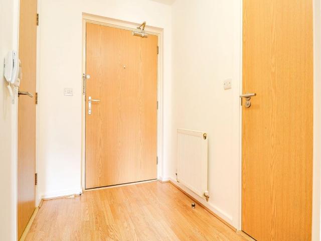 London Road, Croydon CR0, 1 bed flat to rent, £1,350 pcm | PrimeLocation