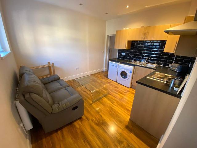 London Road, Derby DE1, 1 bed flat to rent, £625 pcm | PrimeLocation